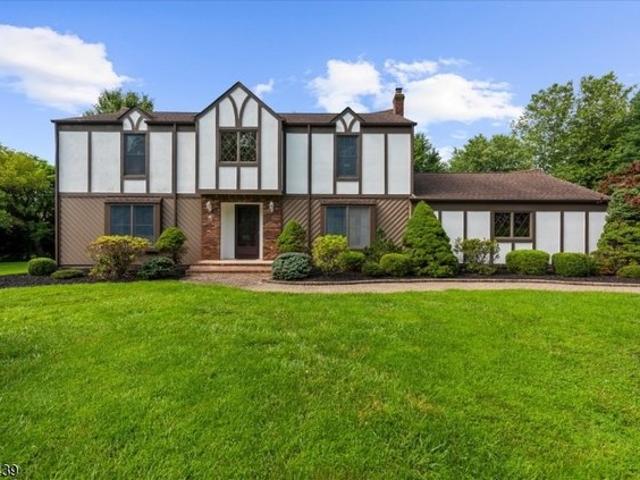 7 Devore Rd, Readington Twp, NJ 08822