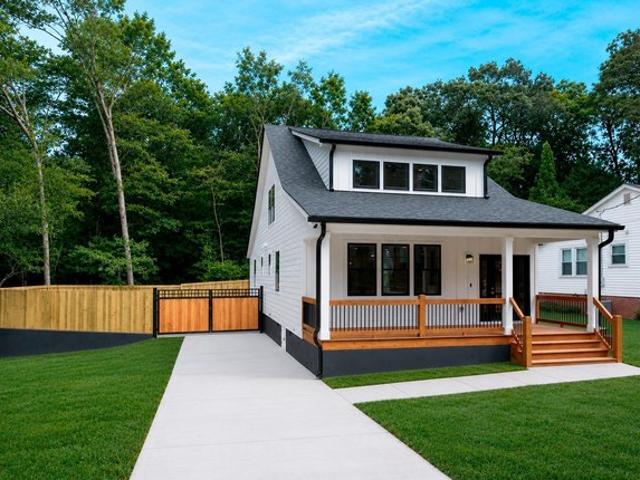 7 Dixie Ave, Greenville, SC 29607