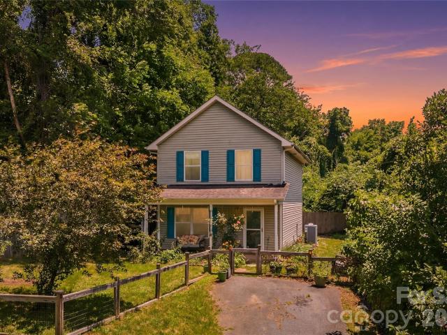 7 Dogwood Lane