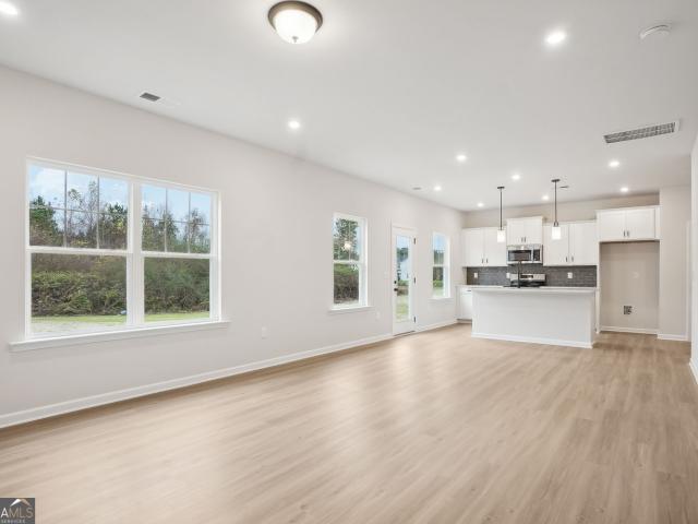 7 Everly Trail