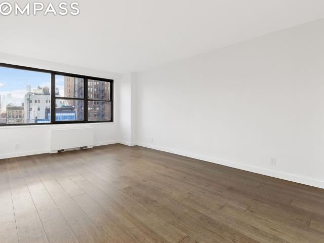 7 E 14th Street 17RS