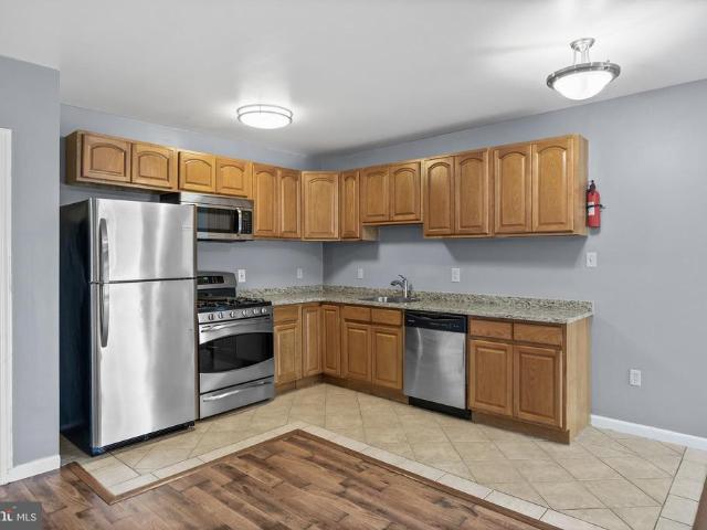 7 E Mill Road
