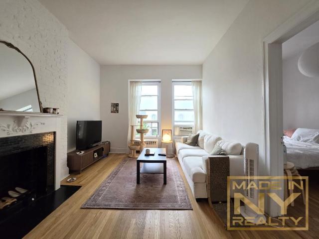 7 East 93rd Street, New York, NY