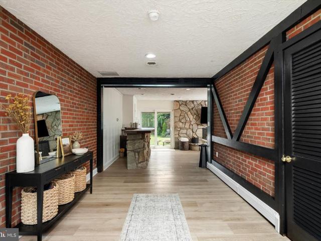 7 Elkshead Terrace