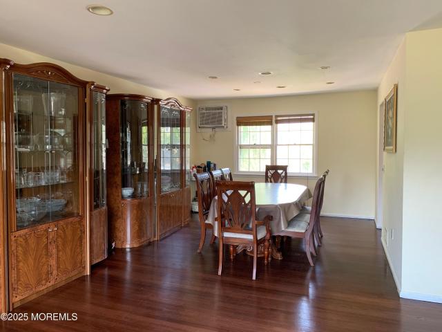7 Elinore Avenue