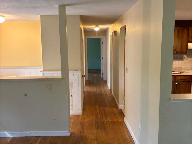 7 Emerald Way