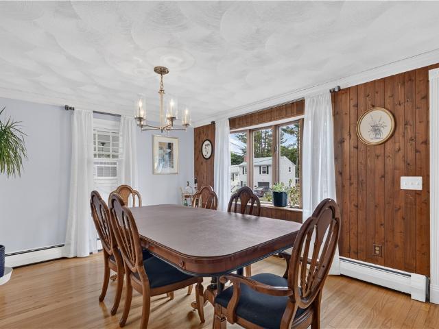 7 Englewood Road