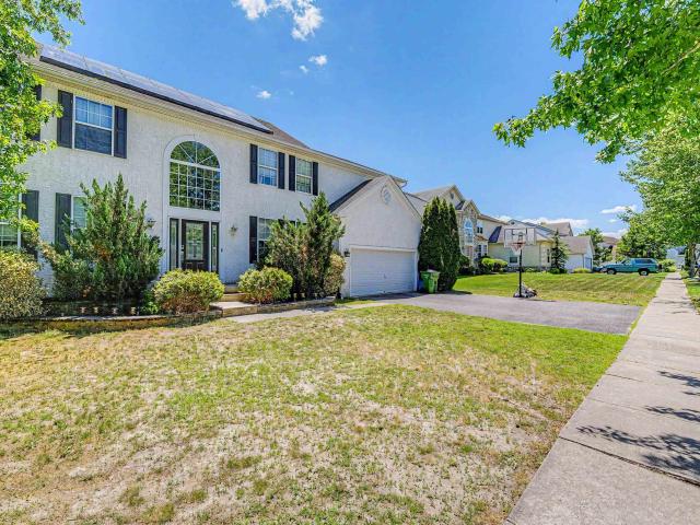 7 Equestrian Road