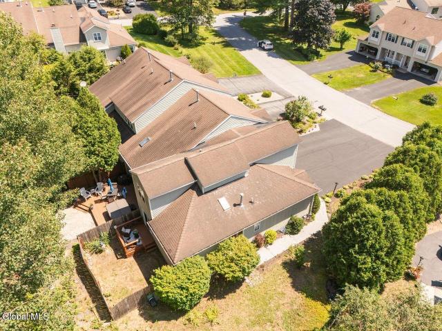 7 Fairwood Drive