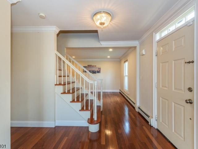 7 Fernwood Trl
