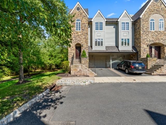 7 Finch Court