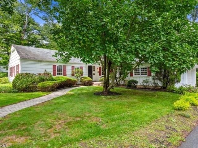 7 Fox Chase Ln, Morris Twp, NJ 07960