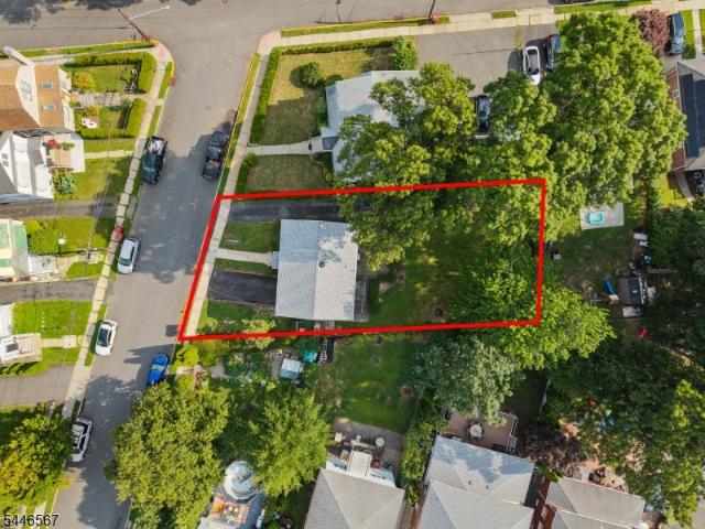 7 Freeman Pl