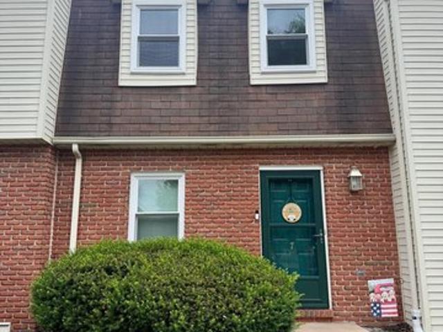 7 Garden Ct, Elizabethtown, PA 17022
