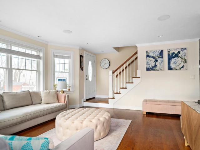 7 Gem Ave #7, Boston, US, MA