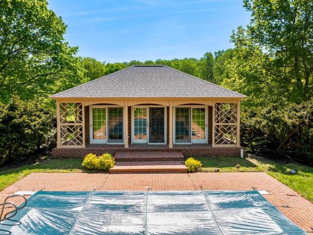 7 Glenberry Court