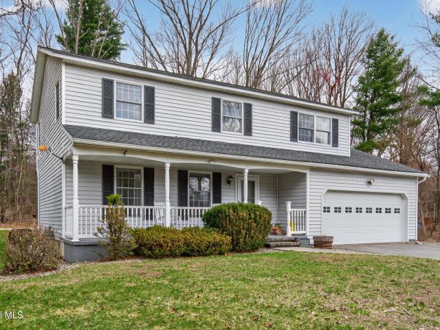 7 Gloucester St, Clifton Park, NY 12065 | Compass