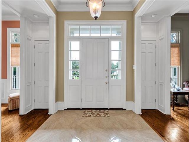 7 Golf Villa Dr, New Orleans, LA 70131 | Compass