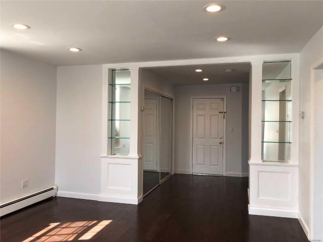7 Green St, Unit 2F, Huntington, NY 11743 | MLS #L3113 | Compass