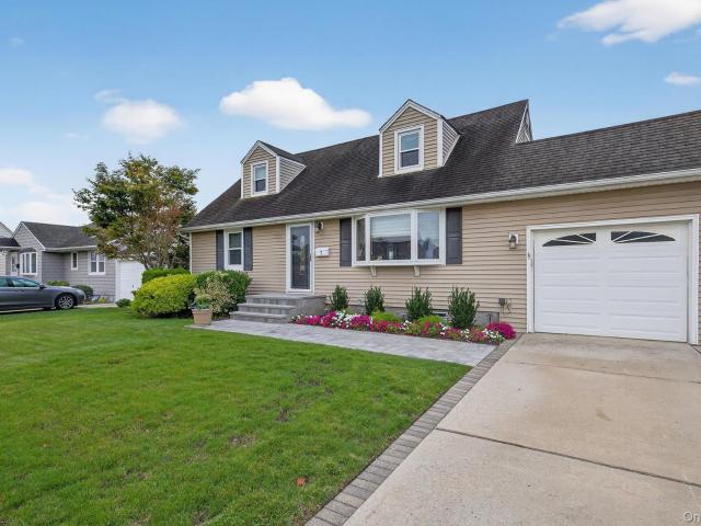 7 Greenbriar Lane