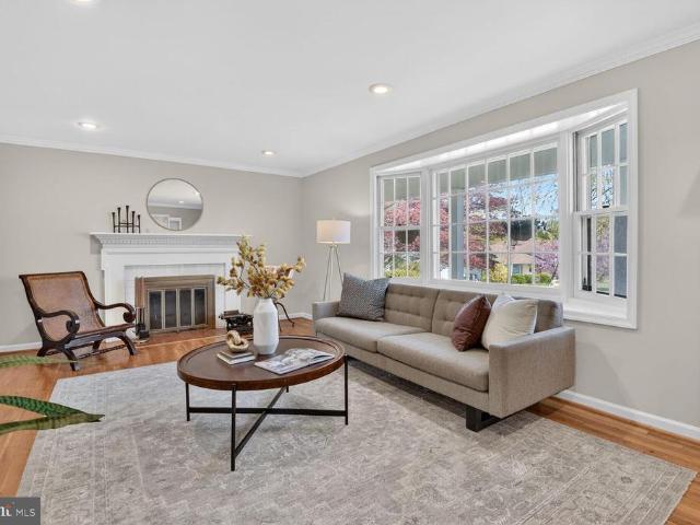 7 Greenlane Court