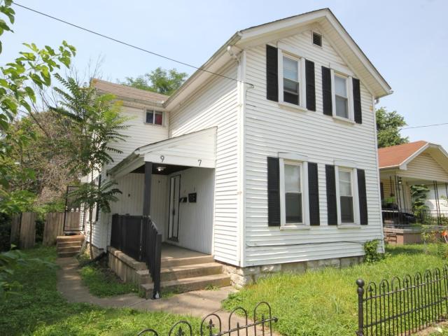 7 Grove Avenue