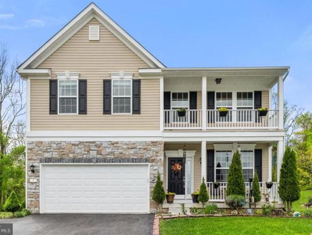 7 Hughs Rd, Charles Town, WV 25414