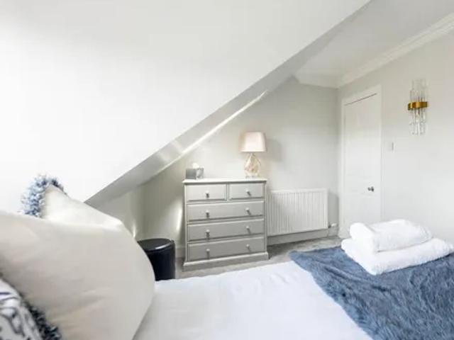 7 Hanover Street, City of Edinburgh, EH2 2DL, United Kingdom | 3 bed apartment for rent #111212512 | Rentberry