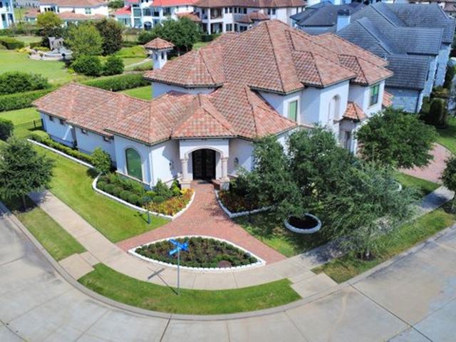 7 Haven Shore Ln, Sugar Land, TX 77479