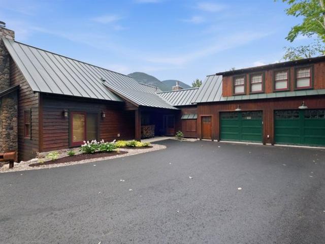 7 Hay Hill Rd, Lincoln, NH 03251