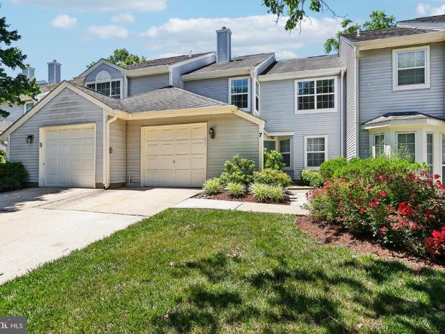 7 Heritage Boulevard