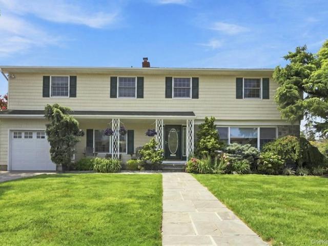 7 Herkimer Ave, Jericho, NY 11753