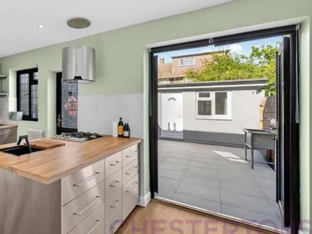 7 Hickin Street, London, E14 3LW, United Kingdom | 3 bed house for rent #167844653 | Rentberry