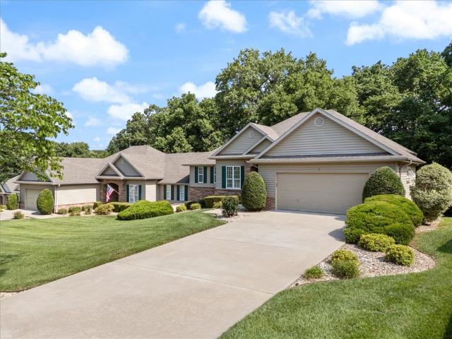 7 Highland Parkway