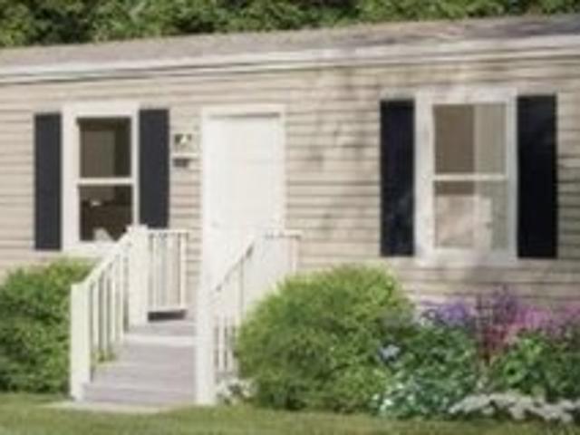 7 Hidea Way, Coventry, RI 02816