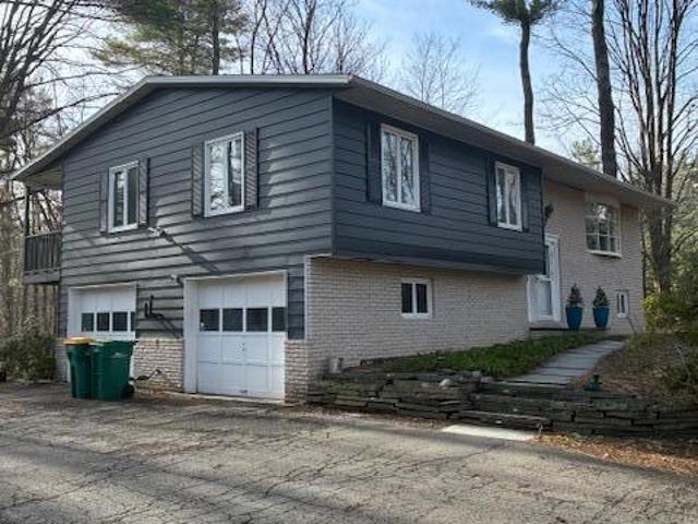 7 Holly Hills Dr, Woodstock, NY 12498 | MLS #20261 | Compass