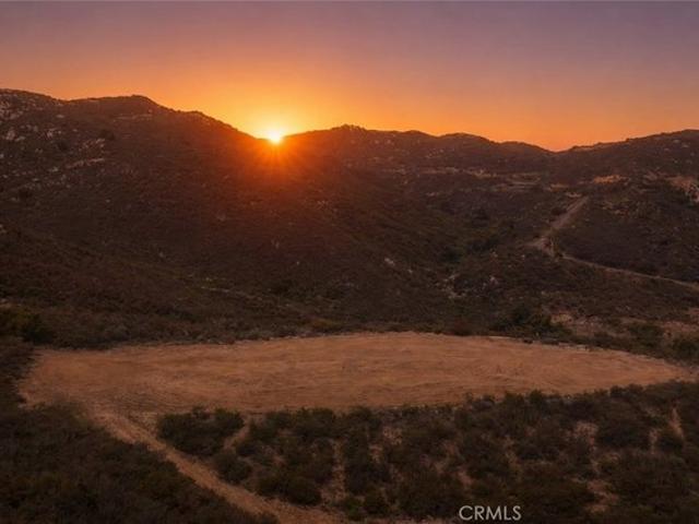 7 Hombre Ln, Murrieta, CA 92562