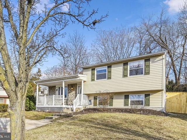 7 Honey Locust Ct, Essex, MD 21221