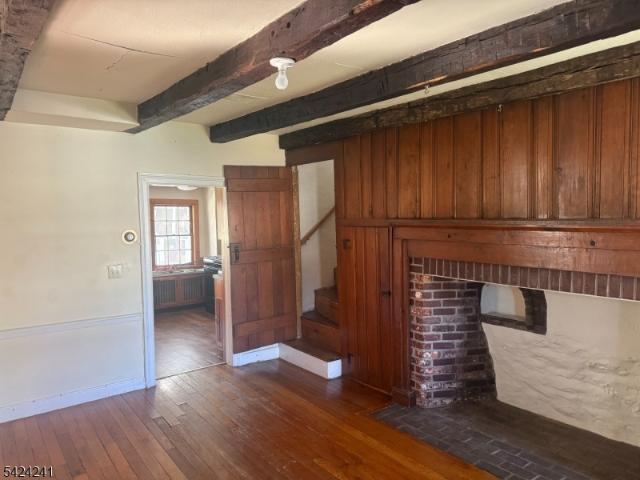 7 James St