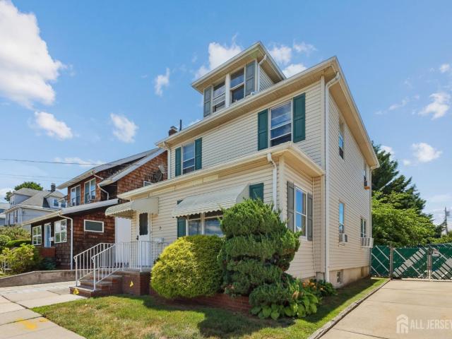 7 Johnson Place