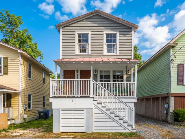 7 Kyle Place
