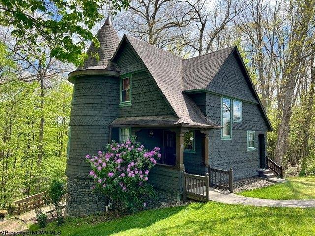 7 Kerens Hill Ests, Elkins, WV 26241