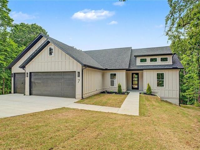7 Kilmarnock Ln, Bella Vista, AR 72715