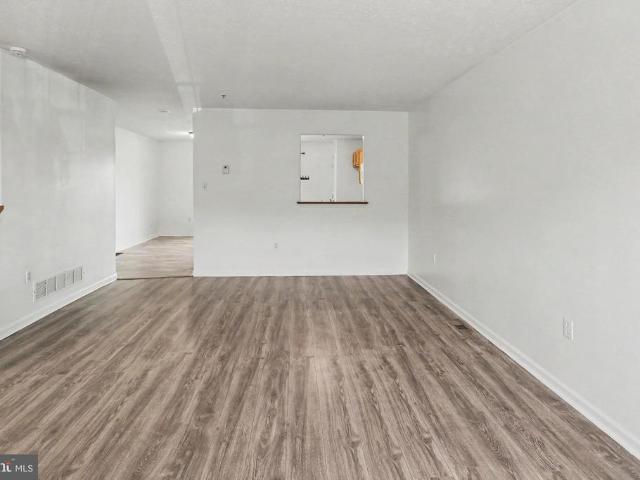 7 Kina Court
