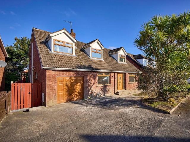 7 Kinwood Crescent