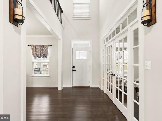 7 Knob Creek Court