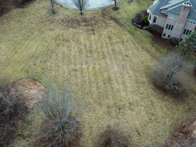 7 Lydia Ct, South Elgin, IL 60124 | MLS #12543