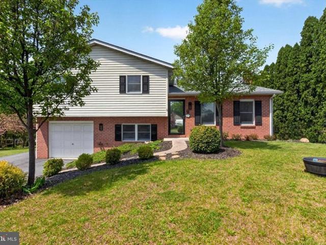 7 Lynn Ave, Newburg, PA 17240