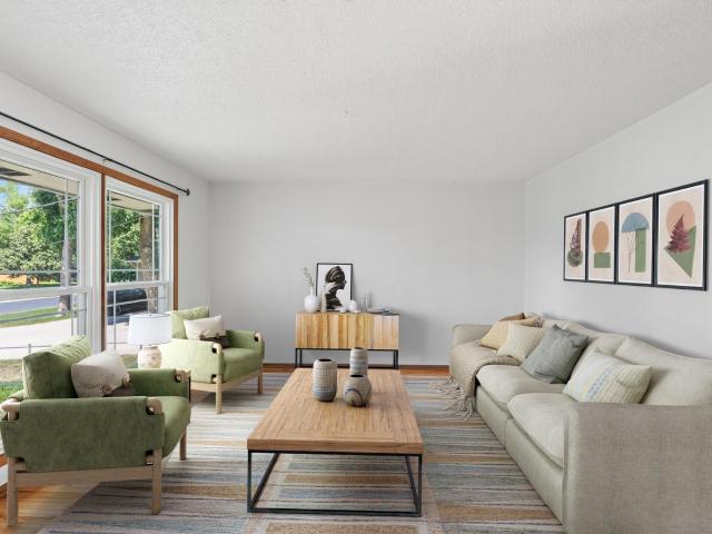 7 Lakeview Terrace Boulevard