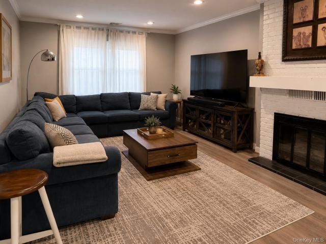 7 Lake Drive